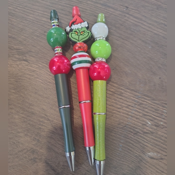 Handmade | Office | Grinch Themed Pens Set Of 3 Randomly Selected ...